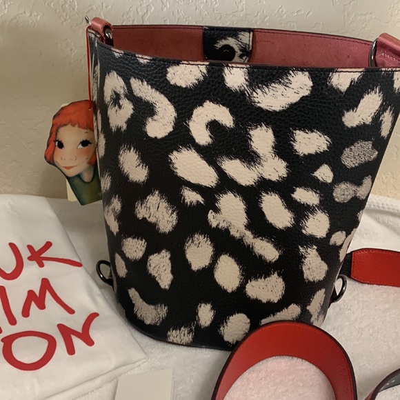 YOUK SHIM WON | Bags | Youk Shim Won Leather Bucket Gallery Bag Nwt ...